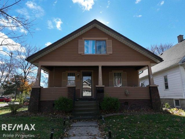 1403 Cypress St, Saginaw, MI 48602