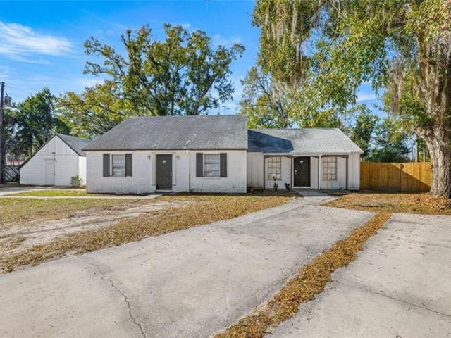 1403 College Park Ln, Tampa, FL 33612