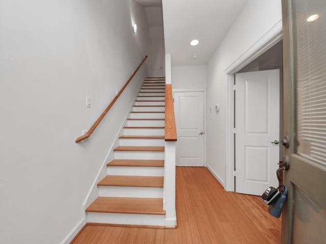 1403 Delano St, Unit 6, Houston, TX 77003 | MLS #42320 | Compass