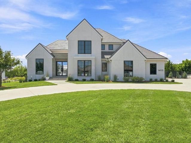 1403 E Juniper Crest Ct, Andover, KS 67002