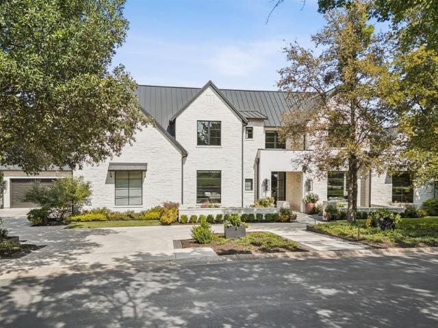 1403 Fountain Grass Court
