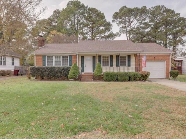 1403 Hawthorne DR