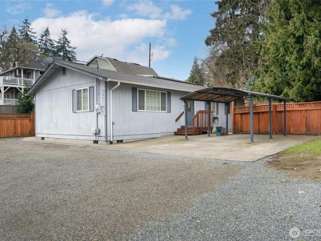 1403 rd Pl S, Tukwila, WA 98168 | Compass