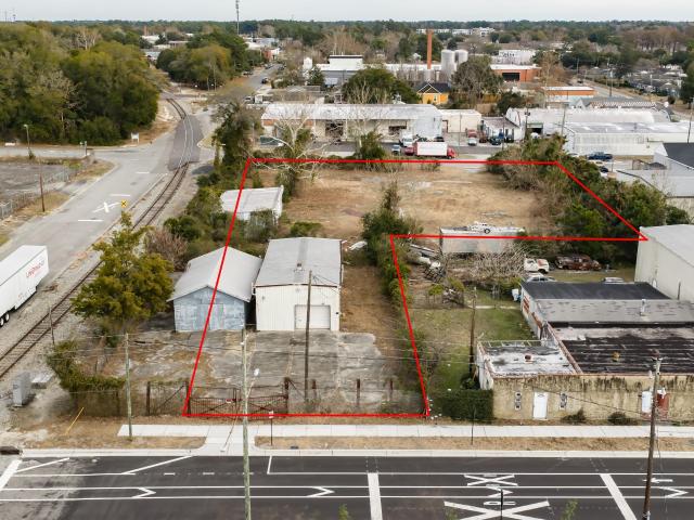 1403 S 5th Ave, Wilmington, NC 28401 | MLS #100546 | Compass