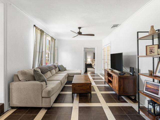 1403 S Robertson Ave, Tyler, TX 75701 | MLS #26003