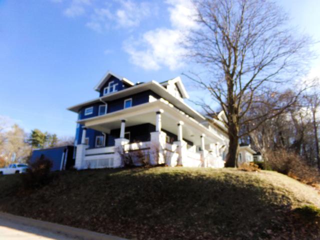 1403 17th Street