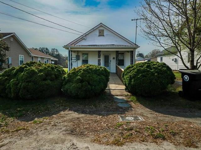 1403 11th St, Victoria, VA 23974