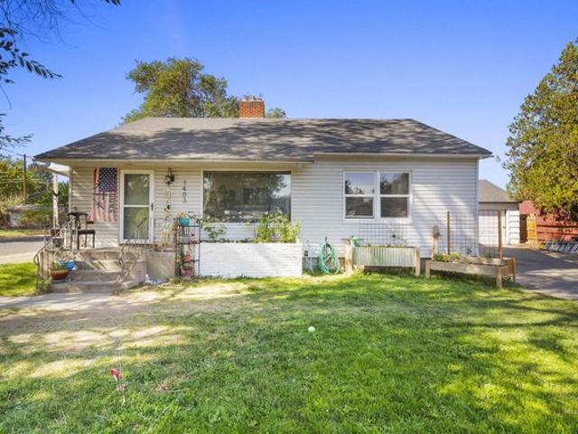 1403 8th Ave E, Twin Falls, ID 83301