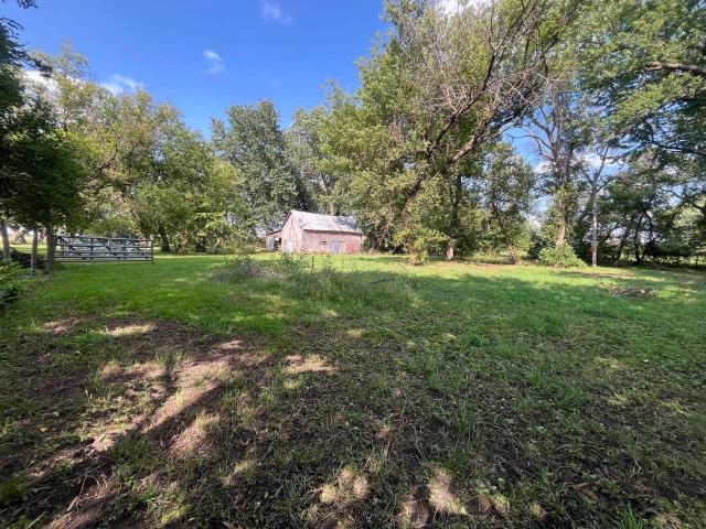 140 & 142 Willow Lane