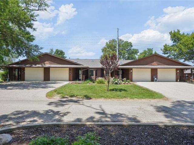 140 35th Street Dr SE Apt 2, Cedar Rapids, IA 52403