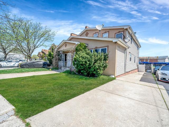 140 37 Charles Lane
