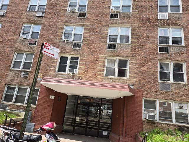 140 65 Beech Avenue 6J