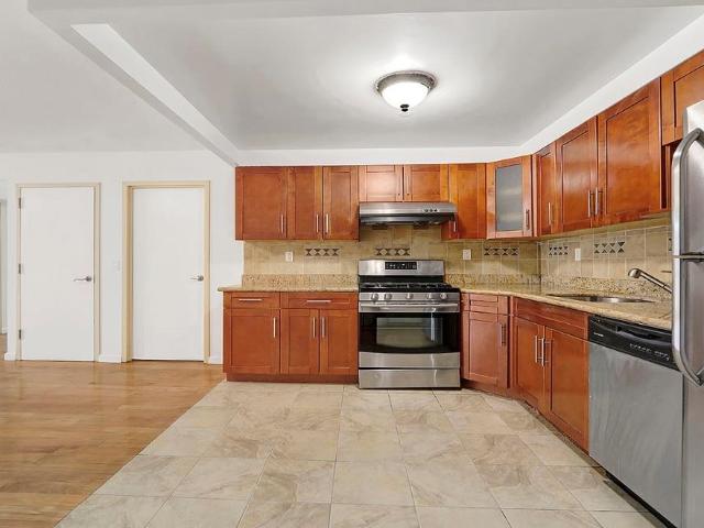 140 75 Ash Avenue, Unit 4B | Compass