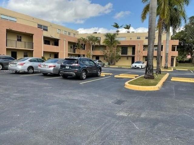 140 87th Ave NW #G216, Miami, FL 33172