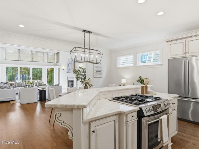 140 Cochrane Castle Circle