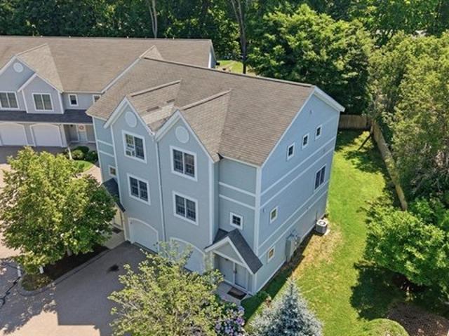 140 Commonwealth Ave Unit 7, North Attleboro, MA 02763