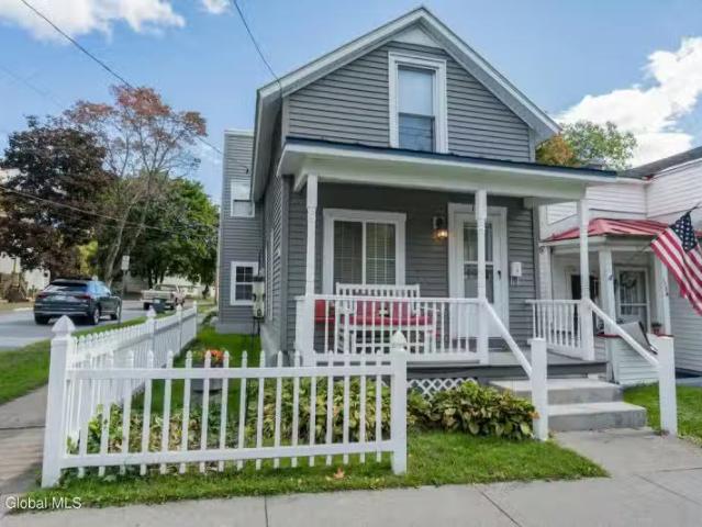 140 Clinton Street, Saratoga Springs, NY 12866