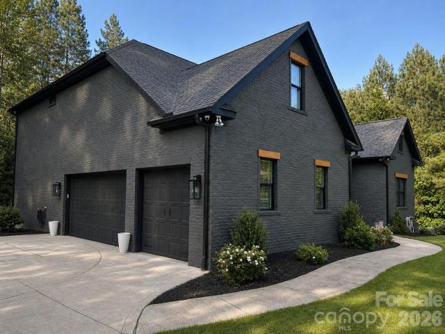 140 Crooked Branch Way