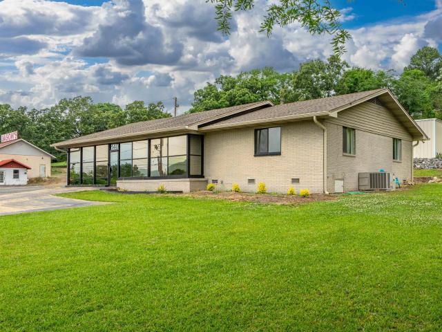 140 Amity Rd Road