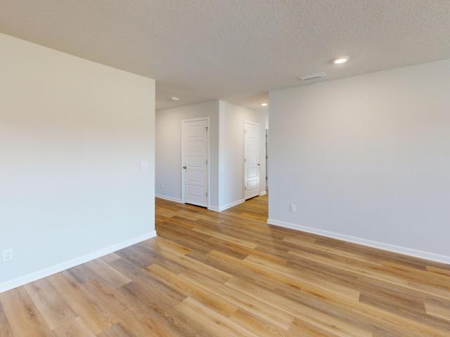 140 Aberdeen Loop
