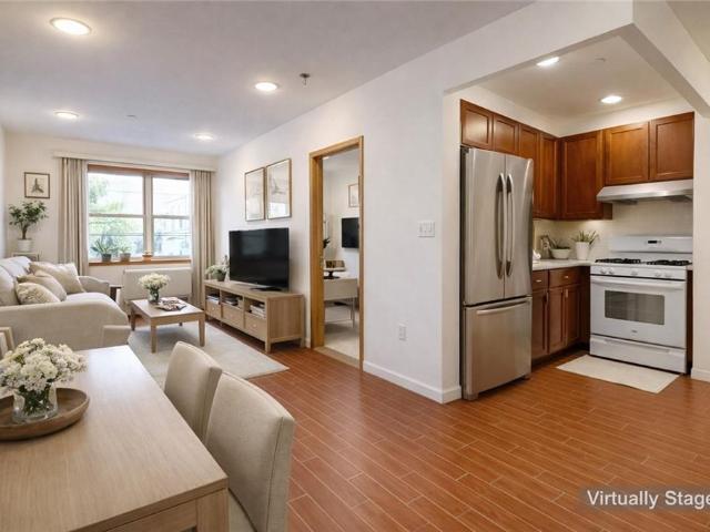 140 Avenue O, Unit 2RR