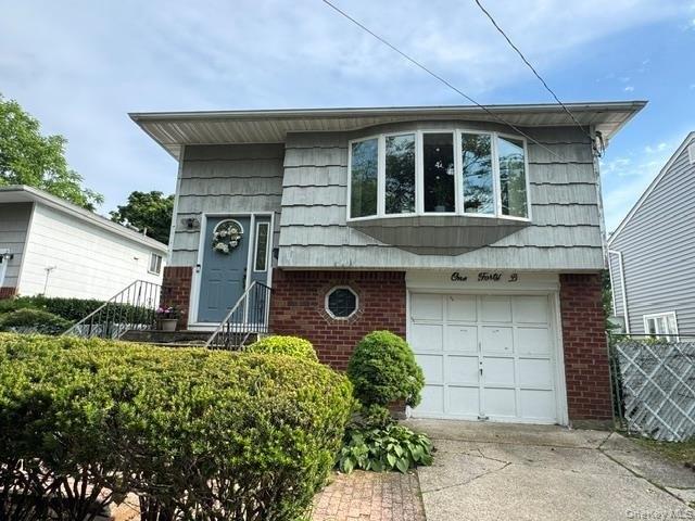 140 B Union Ave, Lynbrook, NY 11563