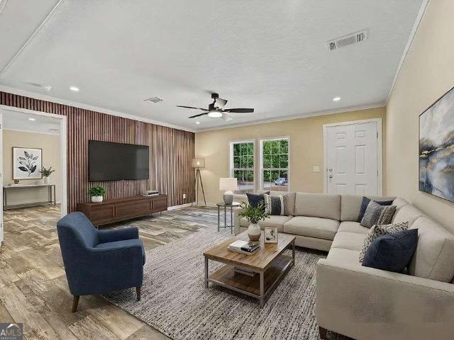 140 B Lakeshore Drive