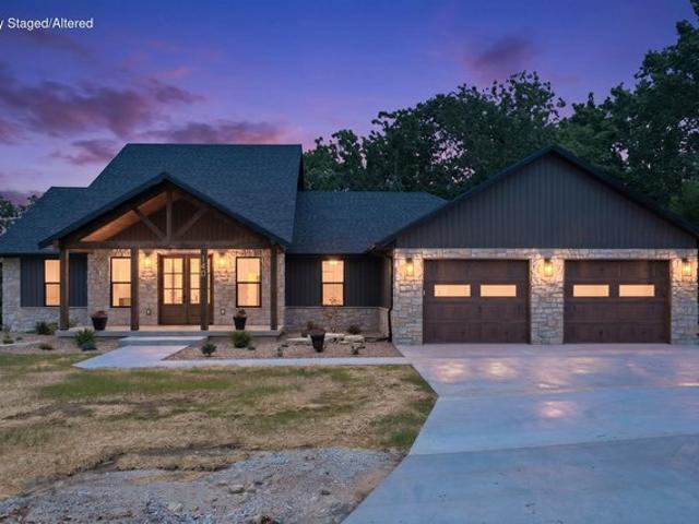 140 Boroughs St, Cabool, MO 65689