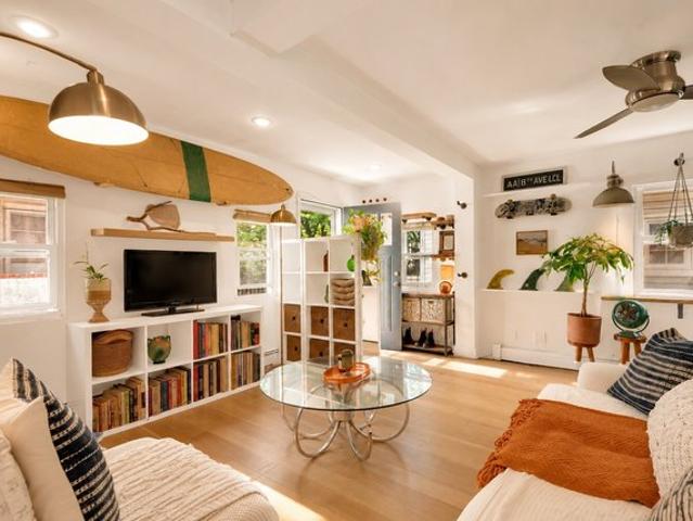 140 Beach 91st St, Queens, NY 11693