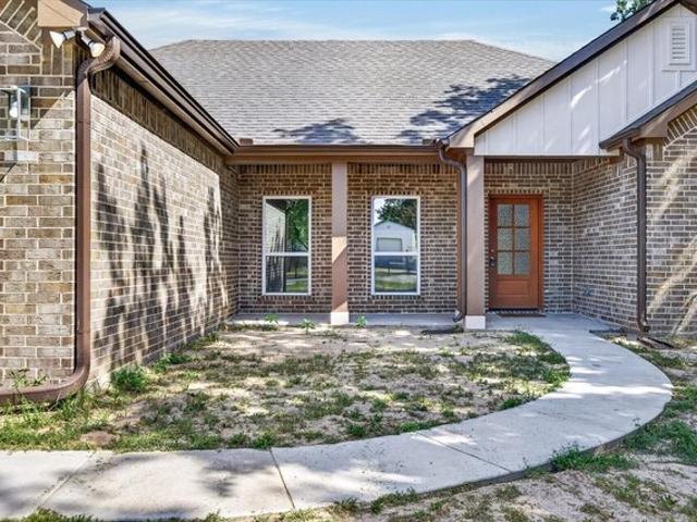 140 Bedfords Bnd, Gun Barrel City, TX 75156