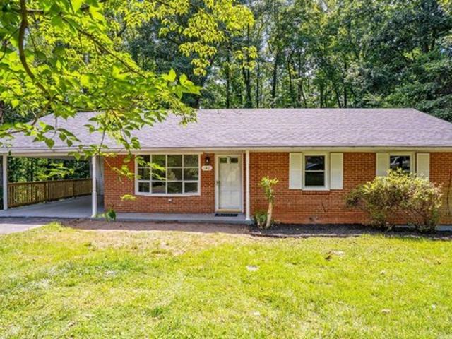 140 Beechwood Dr, Madison Heights, VA 24572