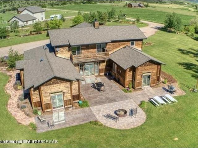 140 Big Ridge Meadows Dr, Smoot, WY 83126