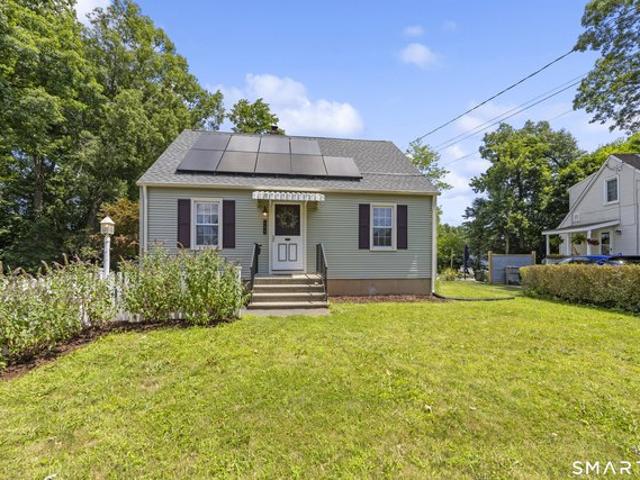 140 Garfield Rd, Bristol, CT 06010