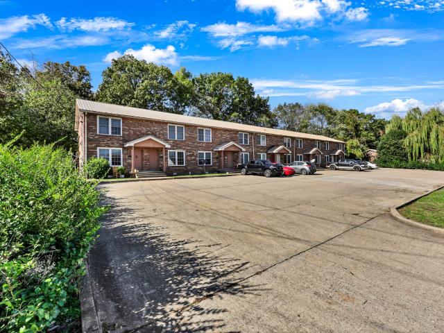 140 Darlene Dr