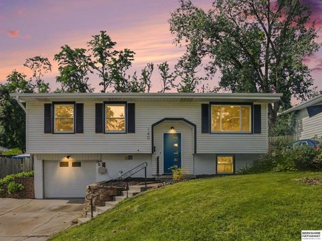 140 Debra Ave, Plattsmouth, NE 68048