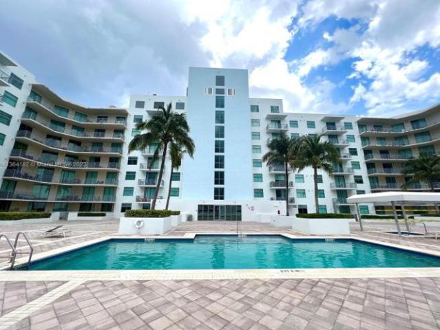 140 Dixie Hwy S #403, Hollywood, FL 33020