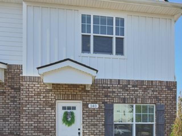 140 Dry Creek Commons Dr, Goodlettsville, TN 37072