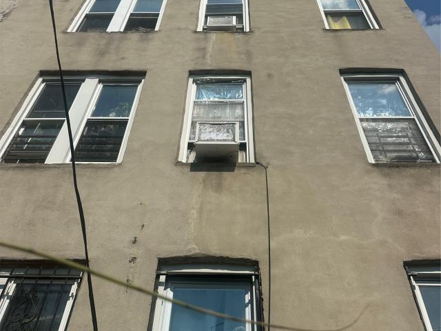 140 E 52nd Street