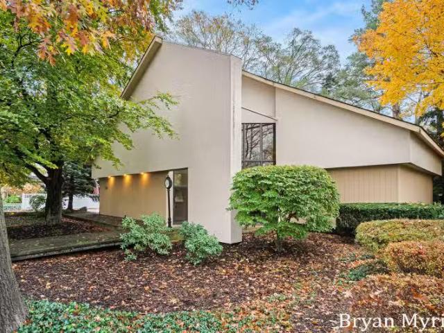 140 E 29th St, Holland, MI 49423 MLS 25015214