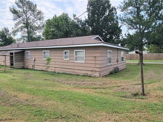 140 E Church N/A