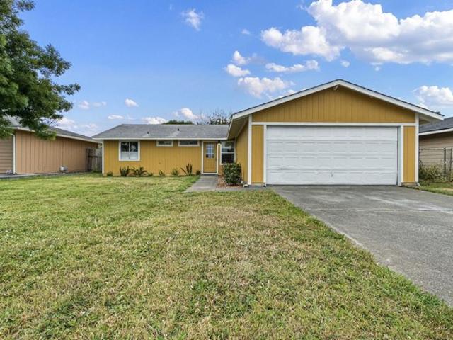 140 E Essex St, Crescent City, CA 95531