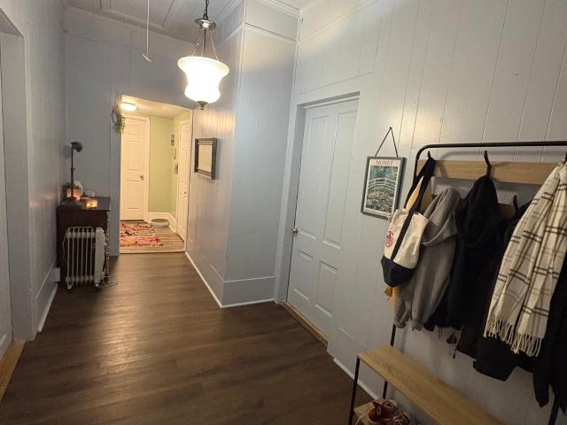 140 E Hall Street