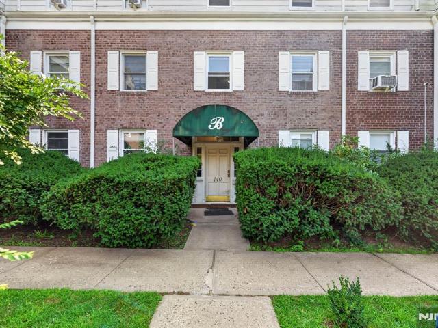 140 Englewood Avenue # 5B