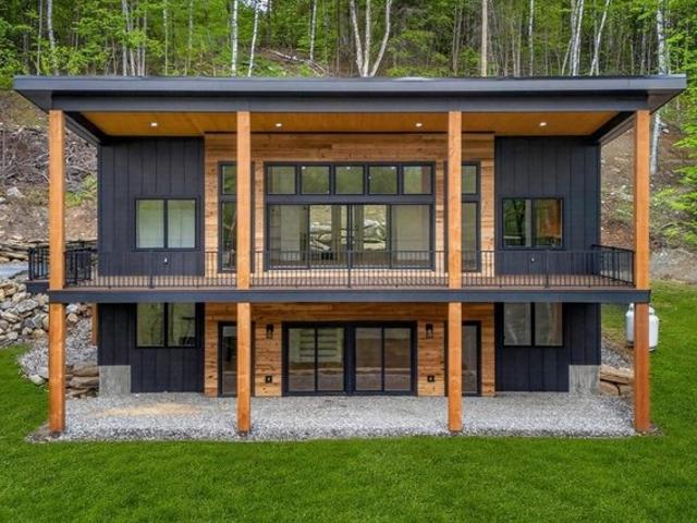 140 Echo View Dr, Plymouth, VT 05056
