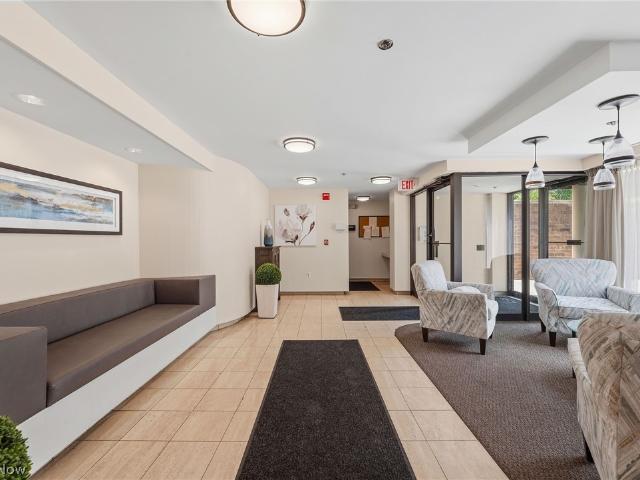 140 Fox Hollow Drive 203C
