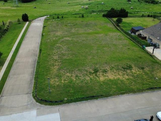 140 Falcon Point Dr, Heath, TX 75032