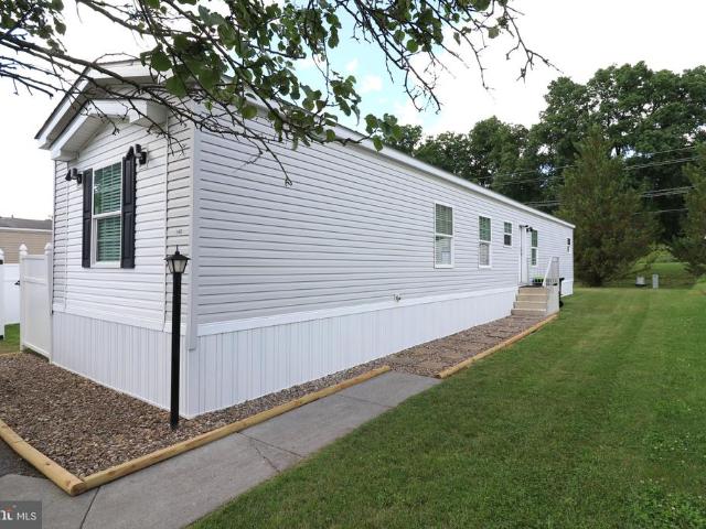140 Fiddler Avenue