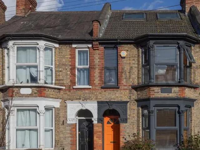 140 Fulbourne Road, London, E17 4HJ, United Kingdom | 4 bed apartment for rent #167072223 | Rentberry
