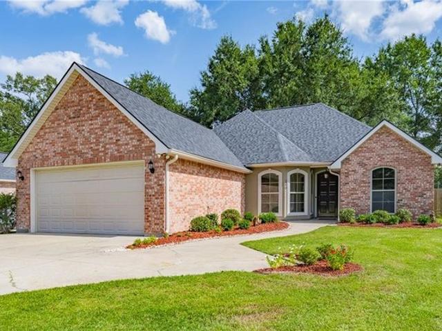 140 Kathie Dr, Ponchatoula, LA 70454