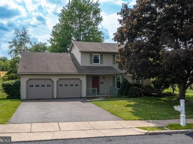 140 Hoch Ave, Topton, PA 19562
